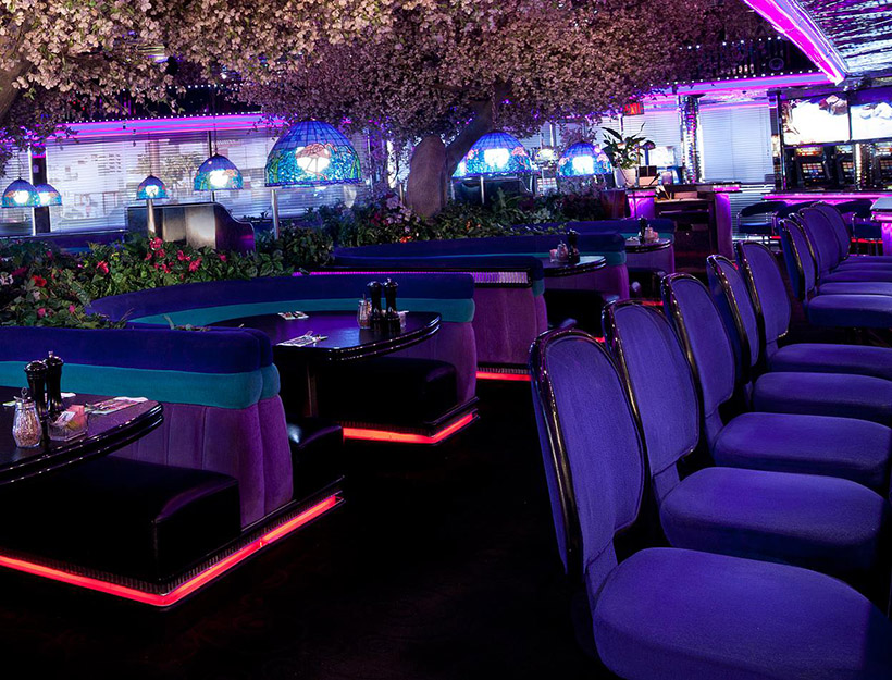 The Peppermill Restaurant Fireside Lounge goop