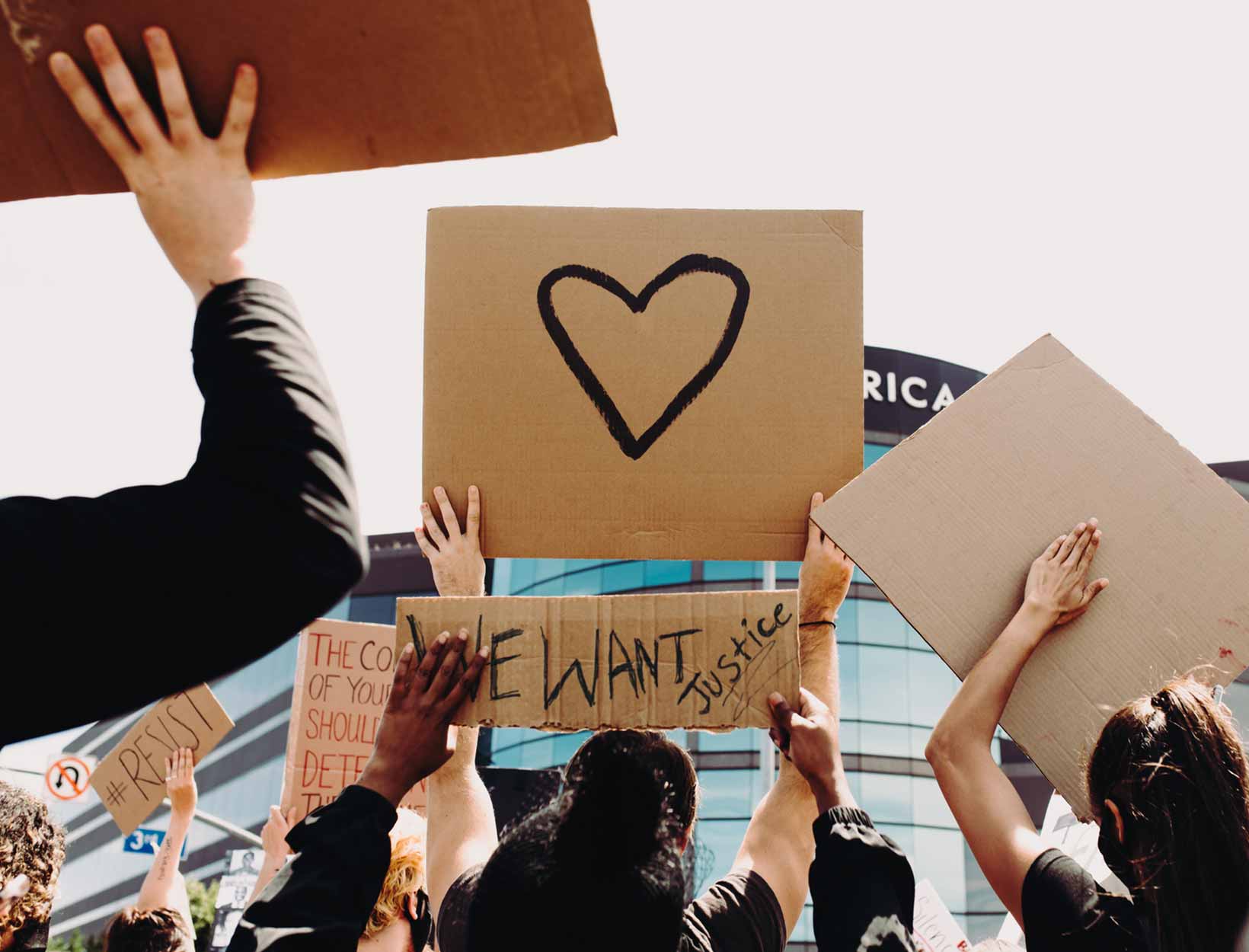 Tips for Protesting Safely during a Pandemic | goop