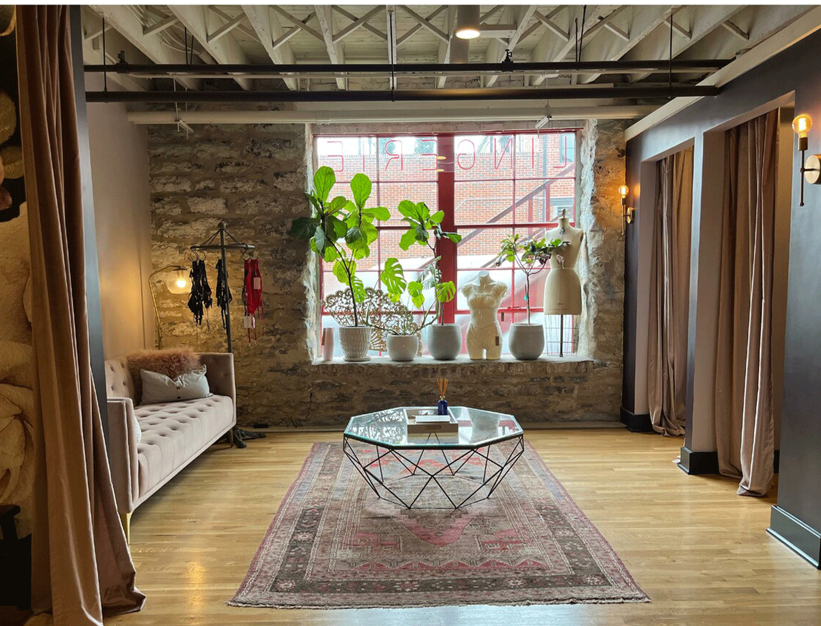 Darlin' Lingerie - goop