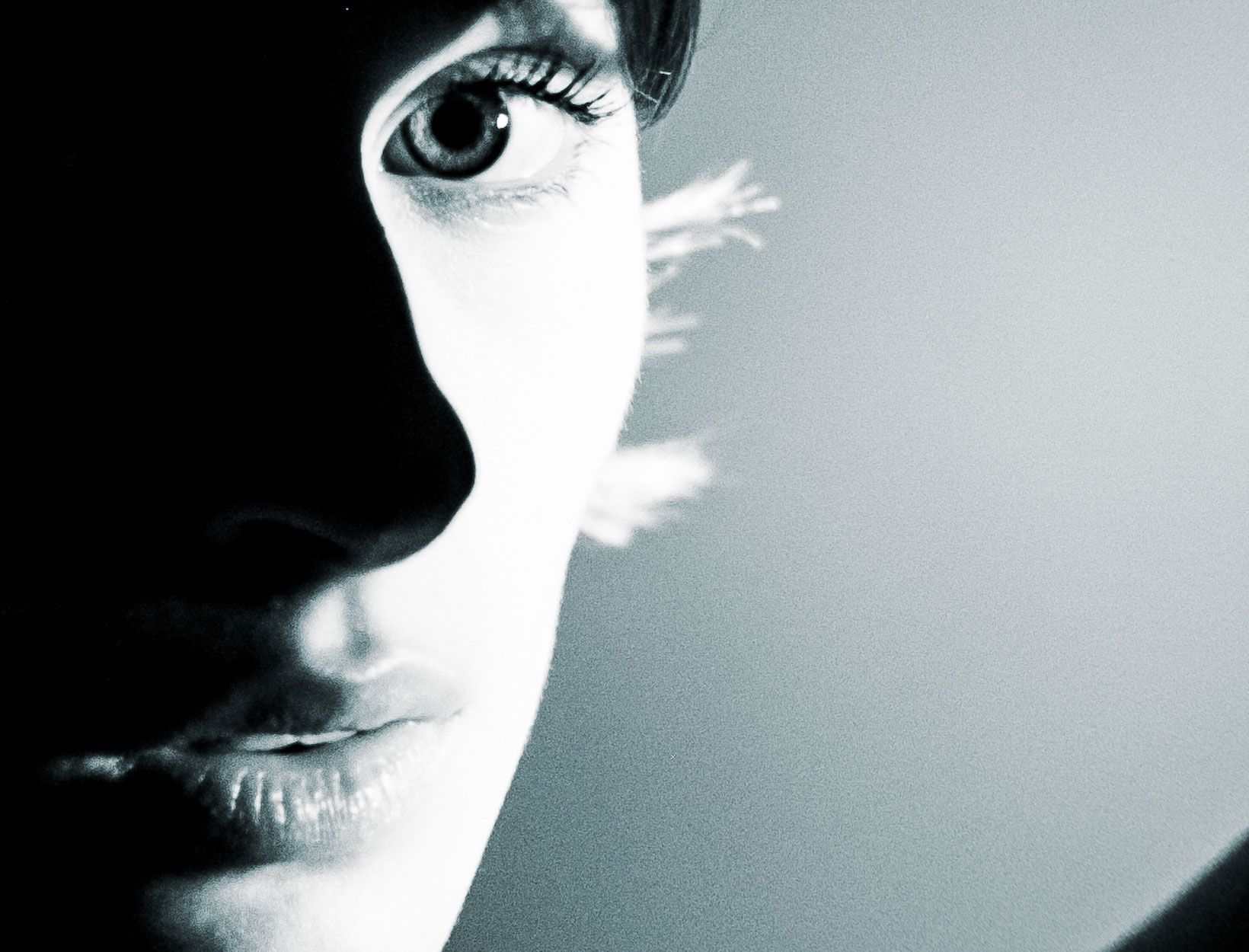 How a Facial Plastic Surgeon Treats Bell’s Palsy ...