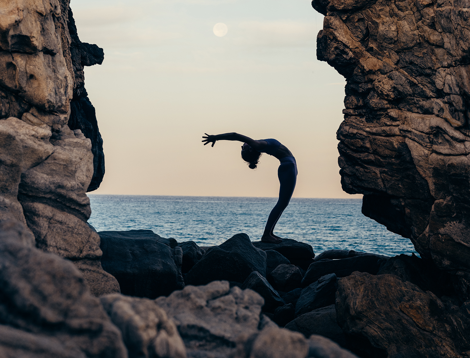 5 Steps to Letting Go of Painful Thinking Patterns - goop