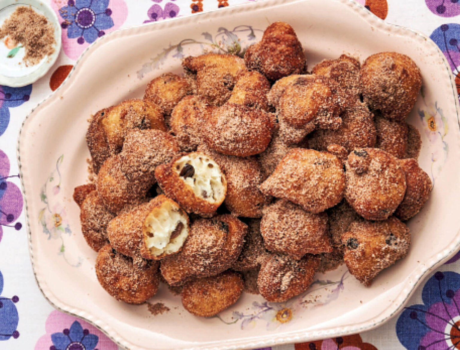 Frittole Dolci (Italian Cinnamon and Raisin Doughnuts) Recipe - goop